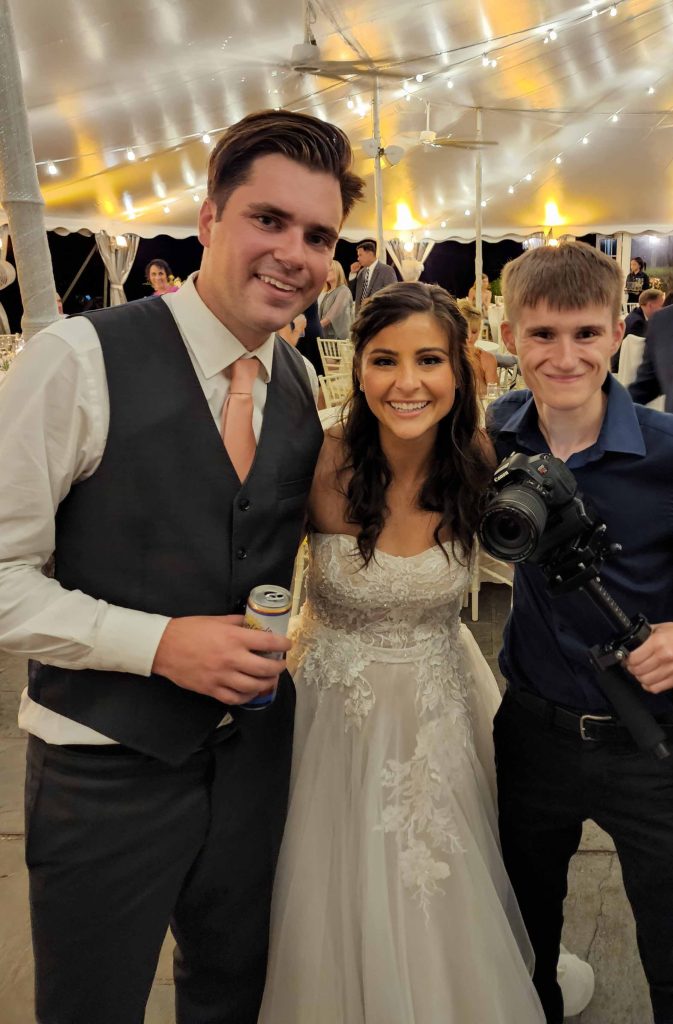 Allie & Ryan Snyder – App